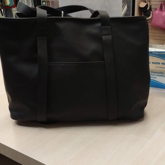 Universal Thread | Bags | New Universal Thread Goods Co Leather Bag ...